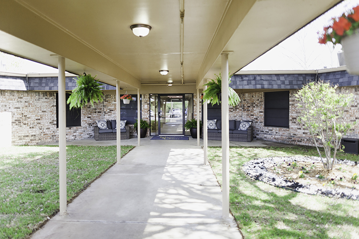 Longmeadow Healthcare Center